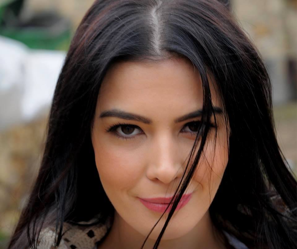 La nueva musa de las telenovelas turcas: Hatice Şendil | TRT Español